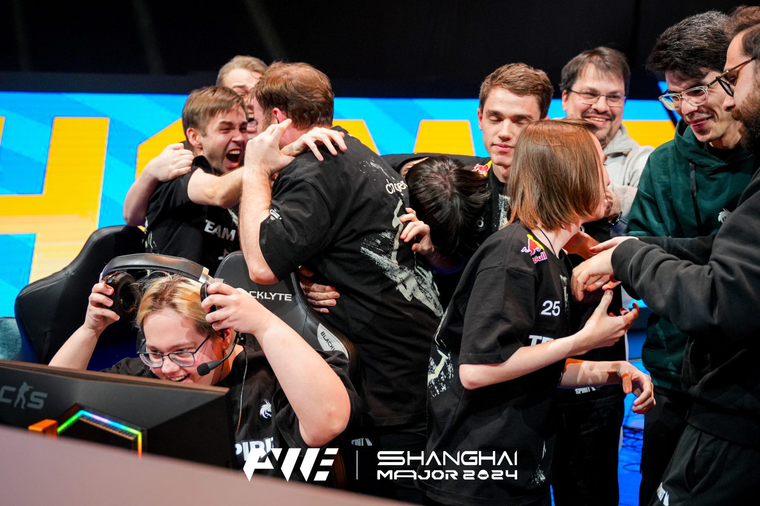 完美世界上海Major落幕，Spirit新王登基！ 17歲donk成為Major史上最年輕冠軍&MVP！ - TomorrowLAN Counter-Strike